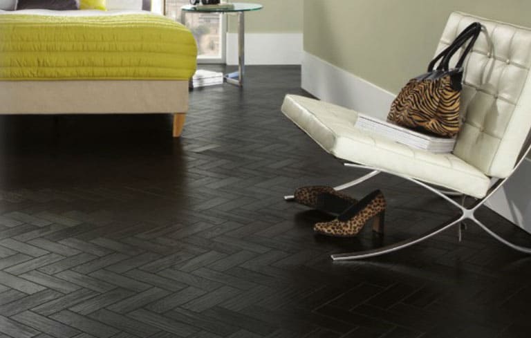 Lægning af vinylgulv - Pris, regler og guide (2025 opdateret)